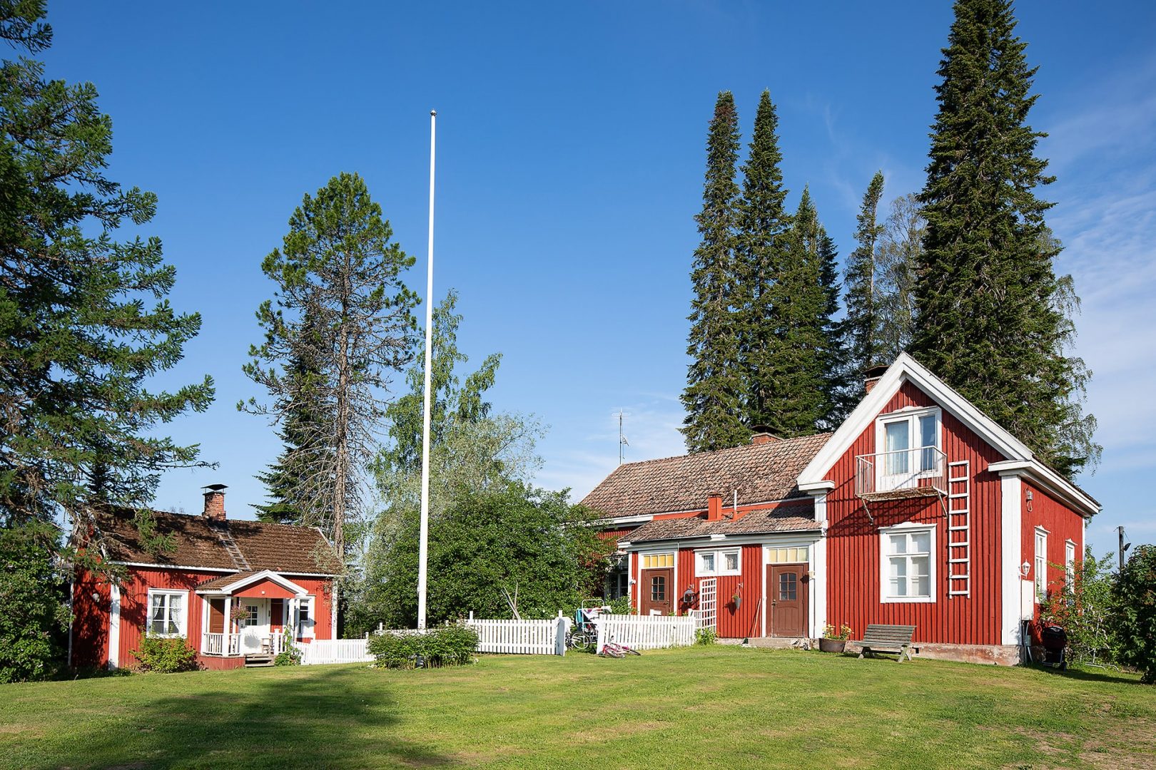 Kaapon Kammari - Valkeisen Loma